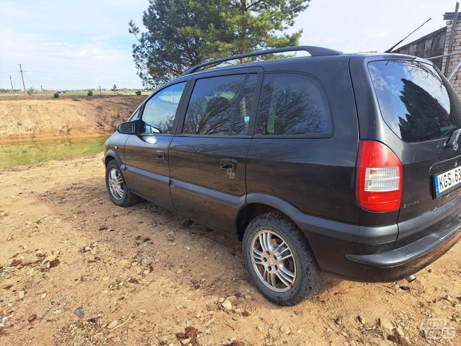 Opel Zafira 2004 in Radviliskis, with an engine capacity of 2.00 L and mileage of 310 thousand km for 1100 €, photo 6 on AUTOMOTO.COM.LV