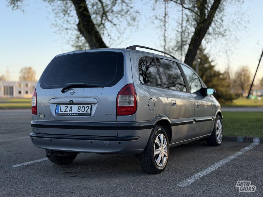 Opel Zafira 2004 in Kaunas, with an engine capacity of 2.00 L and mileage of 269 thousand km for 1000 €, photo 4 on AUTOMOTO.COM.LV