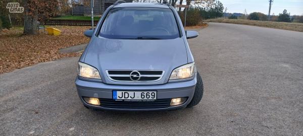 Opel Zafira 2004 in Vilnius, with an engine capacity of 2.20 L and mileage of 252 thousand km for 500 €, photo 1 on AUTOMOTO.COM.LV
