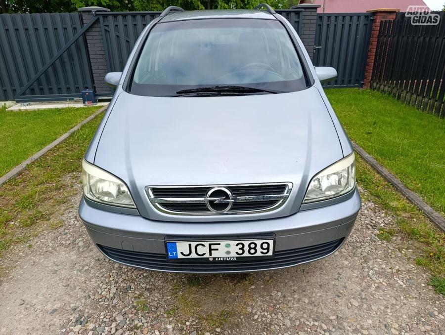 Opel Zafira 2004 in Marijampole, with an engine capacity of 2.20 L and mileage of 203 thousand km for 1050 €, photo 3 on AUTOMOTO.COM.LV
