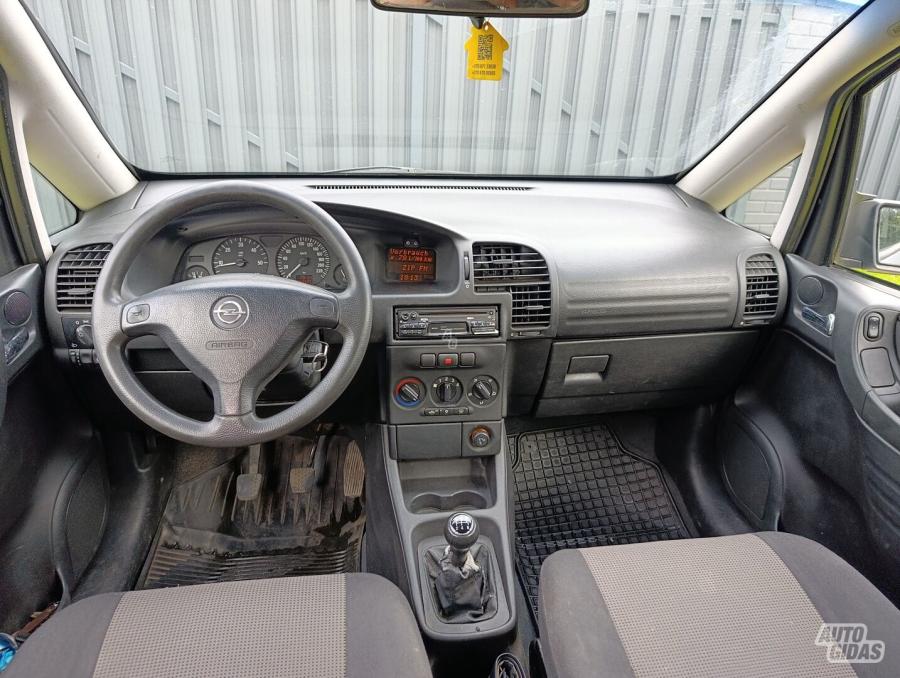 Opel Zafira 2004 in Marijampole, with an engine capacity of 2.20 L and mileage of 203 thousand km for 1050 €, photo 11 on AUTOMOTO.COM.LV