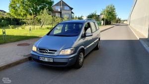 Opel Zafira 2004 in Mazeikiai, with an engine capacity of 2.20 L and mileage of 329 thousand km for 470 €, photo 3 on AUTOMOTO.COM.LV