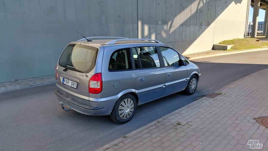 Opel Zafira 2004 in Mazeikiai, with an engine capacity of 2.20 L and mileage of 329 thousand km for 470 €, photo 7 on AUTOMOTO.COM.LV