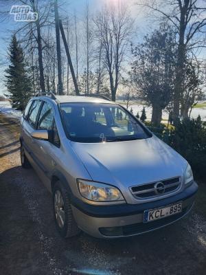 Opel Zafira 2004 in Siauliai, with an engine capacity of 2.20 L and mileage of 350 thousand km for 939 €, photo 3 on AUTOMOTO.COM.LV