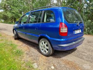 Opel Zafira 2004 in Kaunas, with an engine capacity of 2.20 L and mileage of 285 thousand km for 950 €, photo 5 on AUTOMOTO.COM.LV
