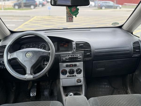 Opel Zafira 2004 in Vilnius, with an engine capacity of 2.00 L and mileage of 333 thousand km for 1100 €, photo 8 on AUTOMOTO.COM.LV