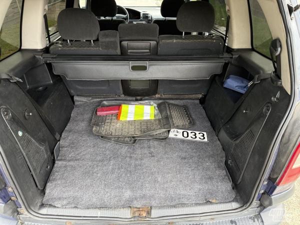 Opel Zafira 2004 Viļņa, ar dzinēja tilpumu 2.20 L un nobraukumu 321 tūkst. km par 650 €, foto 8 vietnē AUTOMOTO.COM.LV