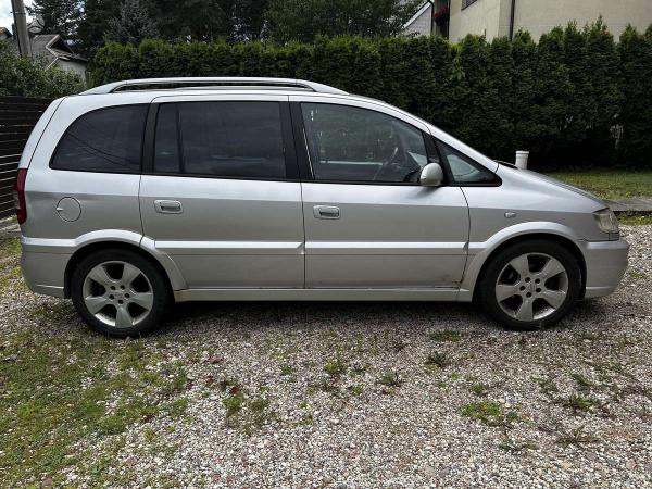 Opel Zafira 2004 Viļņa, ar dzinēja tilpumu 2.00 L un nobraukumu 196 tūkst. km par 500 €, foto 3 vietnē AUTOMOTO.COM.LV