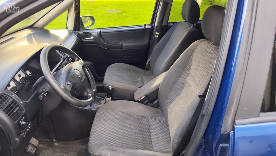 Opel Zafira 2004 Marijampole, ar dzinēja tilpumu 2.00 L un nobraukumu 440 tūkst. km par 450 €, foto 13 vietnē AUTOMOTO.COM.LV