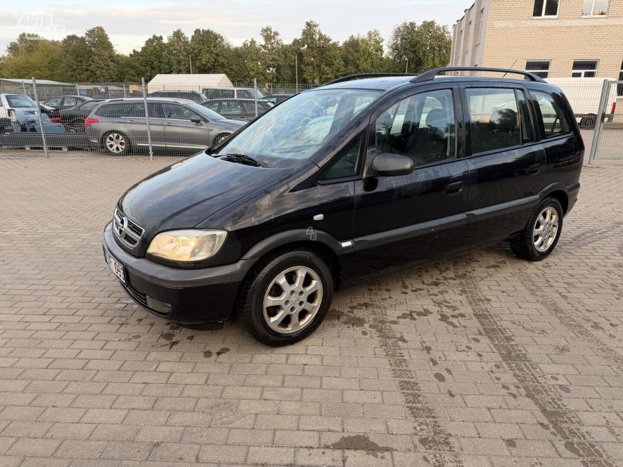 Opel Zafira 2004 Vilkaviškis, ar dzinēja tilpumu 2.00 L un nobraukumu 318 tūkst. km par 1000 €, foto 3 vietnē AUTOMOTO.COM.LV