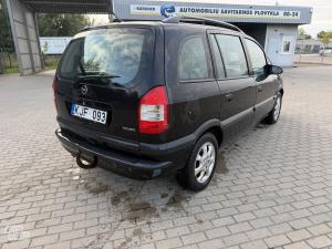 Opel Zafira 2004 Vilkaviškis, ar dzinēja tilpumu 2.00 L un nobraukumu 318 tūkst. km par 1000 €, foto 4 vietnē AUTOMOTO.COM.LV