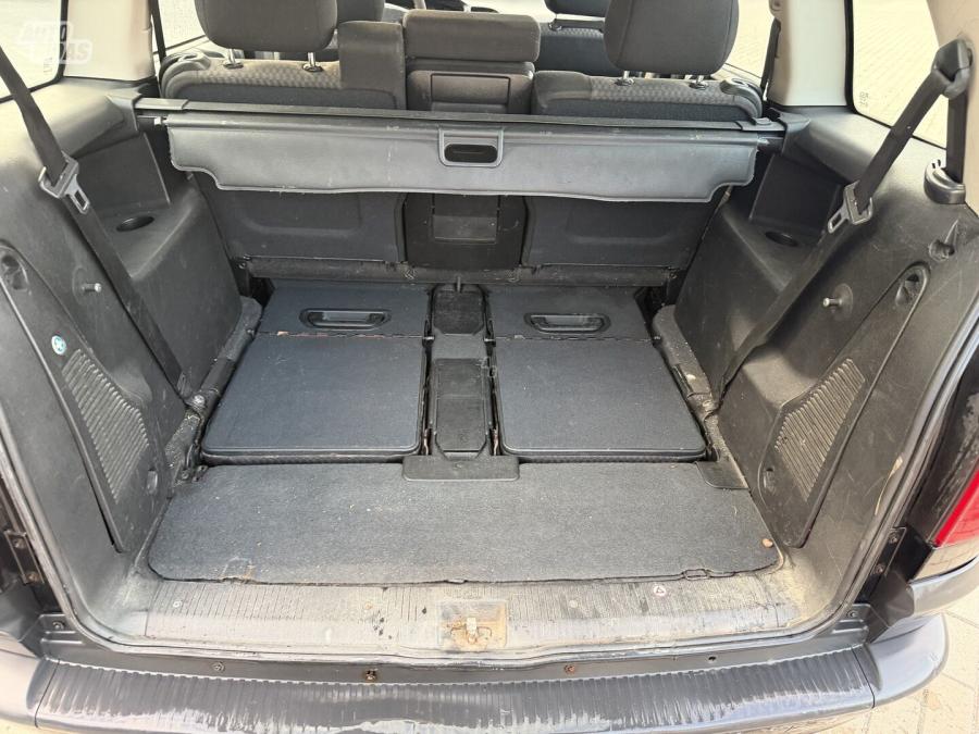 Opel Zafira 2004 Vilkaviškis, ar dzinēja tilpumu 2.00 L un nobraukumu 318 tūkst. km par 1000 €, foto 6 vietnē AUTOMOTO.COM.LV