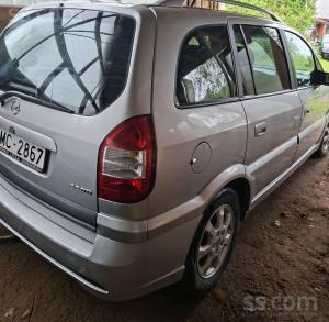 Opel Zafira 2005 Cēsis, ar dzinēja tilpumu 2.20 L un nobraukumu 301 tūkst. km par 950 €, foto 2 vietnē AUTOMOTO.COM.LV