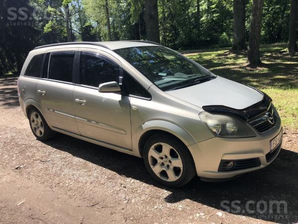 Opel Zafira 2005 in Valmiera, with an engine capacity of 1.80 L and mileage of 354 thousand km for 1400 €, photo 1 on AUTOMOTO.COM.LV
