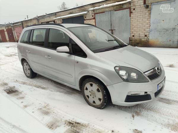 Opel Zafira 2005 Ukmergė, ar dzinēja tilpumu 1.90 L un nobraukumu 416 tūkst. km par 950 €, foto 2 vietnē AUTOMOTO.COM.LV