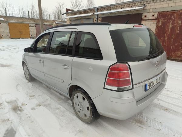 Opel Zafira 2005 Ukmergė, ar dzinēja tilpumu 1.90 L un nobraukumu 416 tūkst. km par 950 €, foto 4 vietnē AUTOMOTO.COM.LV