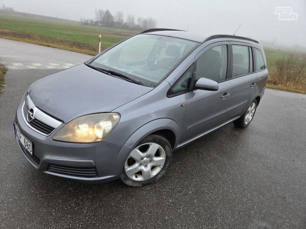 Opel Zafira 2005 Radviliškis, ar dzinēja tilpumu 1.60 L un nobraukumu 240 tūkst. km par 1150 €, foto 3 vietnē AUTOMOTO.COM.LV