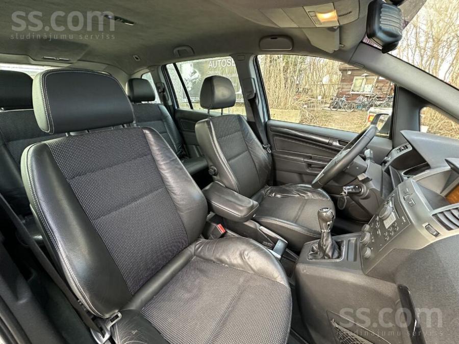 Opel Zafira 2005 in Riga, with an engine capacity of 1.90 L and mileage of 308 thousand km for 1690 €, photo 14 on AUTOMOTO.COM.LV