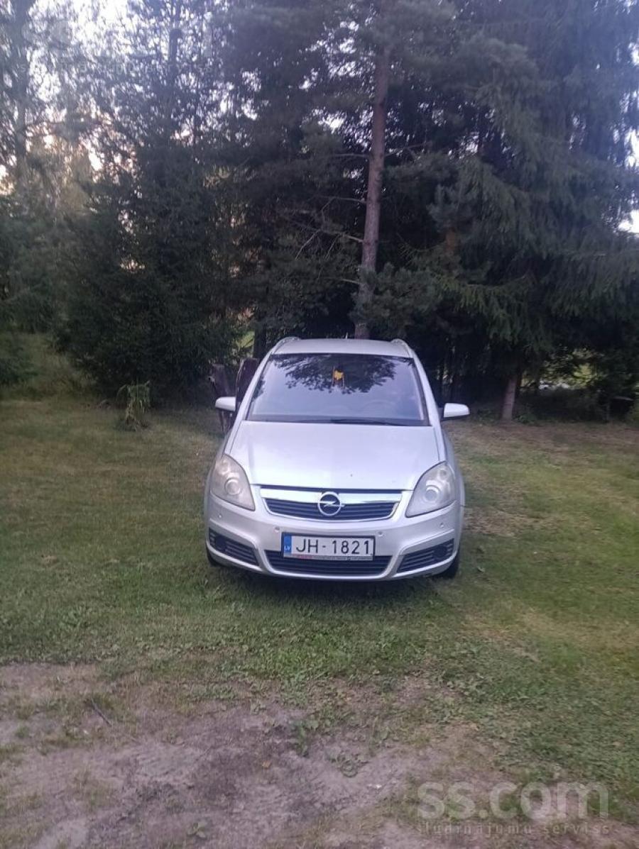 Opel Zafira 2005 Rēzekne, ar dzinēja tilpumu 1.90 L un nobraukumu 344 tūkst. km par 900 €, foto 1 vietnē AUTOMOTO.COM.LV