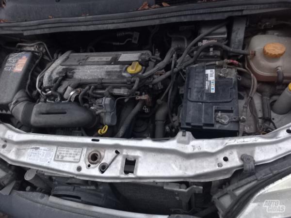 Opel Zafira 2005 in Kaunas, with an engine capacity of 2.20 L and mileage of 166 thousand km for 999 €, photo 5 on AUTOMOTO.COM.LV