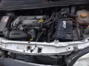 Opel Zafira 2005 in Kaunas, with an engine capacity of 2.20 L and mileage of 166 thousand km for 999 €, photo 6 on AUTOMOTO.COM.LV