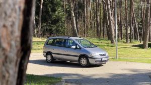 Opel Zafira 2005 Viļņa, ar dzinēja tilpumu 2.20 L un nobraukumu 319 tūkst. km par 650 €, foto  vietnē AUTOMOTO.COM.LV