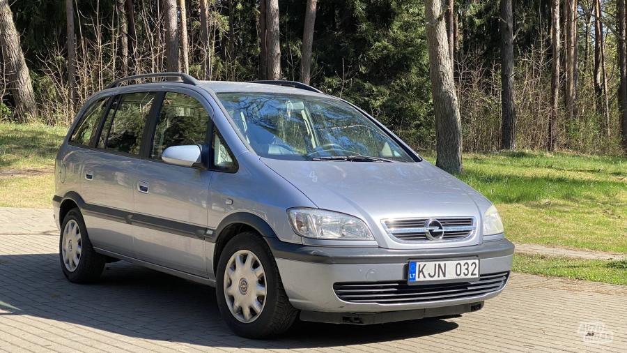 Opel Zafira 2005 in Vilnius, with an engine capacity of 2.20 L and mileage of 319 thousand km for 650 €, photo 4 on AUTOMOTO.COM.LV