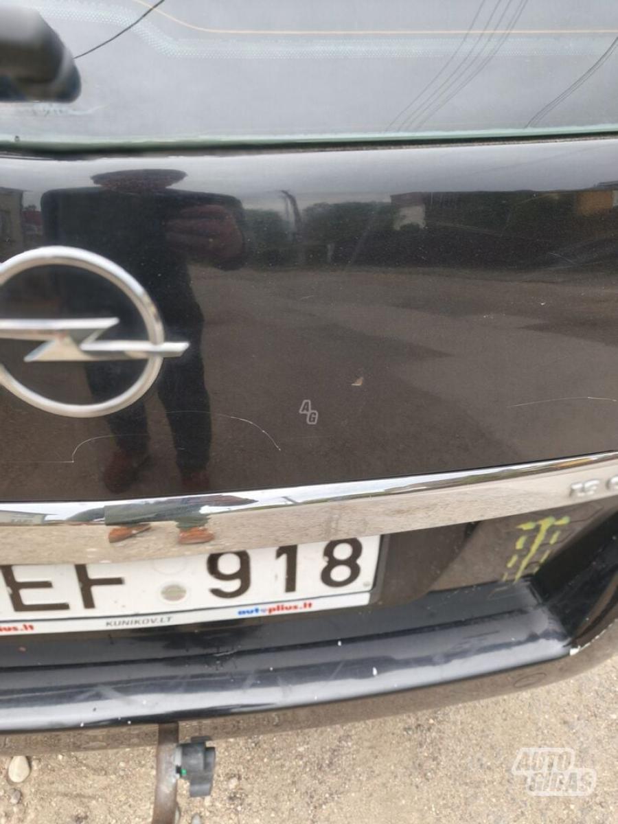 Опель Зафира 2005 в Тельшяй, объемом двигателя 1.90 л и пробегом 330 тыс. км за 2000 €, фото 17 на AUTOMOTO.COM.LV