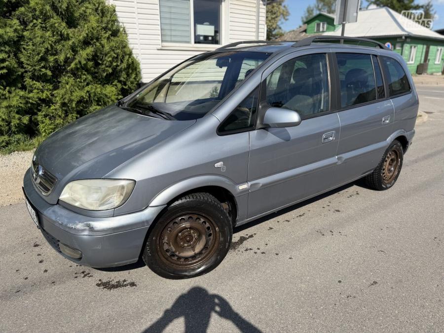 Opel Zafira 2005 in Kaunas, with an engine capacity of 2.20 L and mileage of 299 thousand km for 650 €, photo 3 on AUTOMOTO.COM.LV