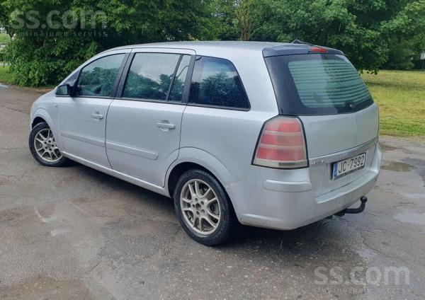 Opel Zafira 2005 Jelgava, ar dzinēja tilpumu 1.90 L un nobraukumu 399 tūkst. km par 1100 €, foto 2 vietnē AUTOMOTO.COM.LV
