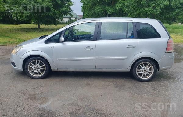 Opel Zafira 2005 Jelgava, ar dzinēja tilpumu 1.90 L un nobraukumu 399 tūkst. km par 1100 €, foto 4 vietnē AUTOMOTO.COM.LV