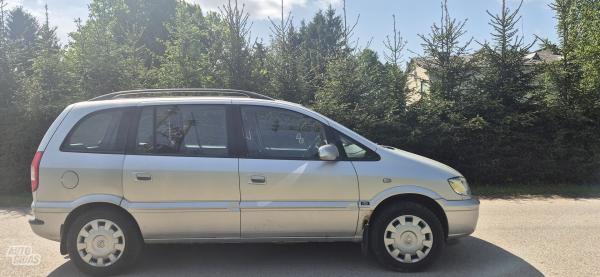 Opel Zafira 2005 Viļņa, ar dzinēja tilpumu 2.20 L un nobraukumu 196 tūkst. km par 1300 €, foto 8 vietnē AUTOMOTO.COM.LV