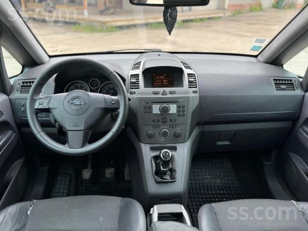 Opel Zafira 2005 Jelgava, ar dzinēja tilpumu 1.90 L un nobraukumu 368 tūkst. km par 1300 €, foto 6 vietnē AUTOMOTO.COM.LV
