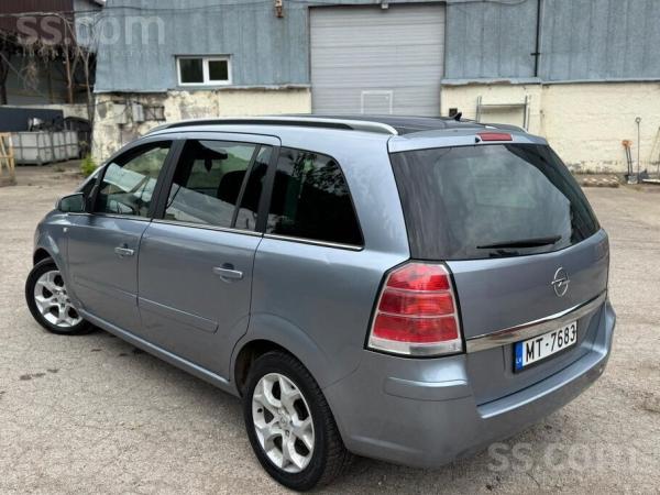 Opel Zafira 2005 Jelgava, ar dzinēja tilpumu 1.90 L un nobraukumu 368 tūkst. km par 1300 €, foto 7 vietnē AUTOMOTO.COM.LV