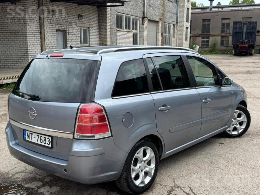 Опель Зафира 2005 в Елгава, объемом двигателя 1.90 л и пробегом 368 тыс. км за 1300 €, фото 9 на AUTOMOTO.COM.LV