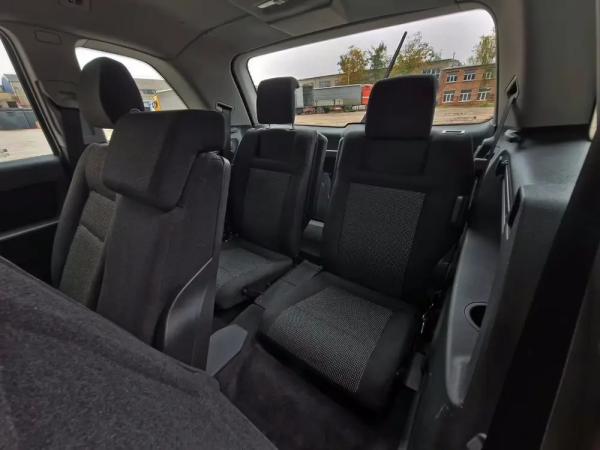 Opel Zafira 2005 Rīga, ar dzinēja tilpumu 1.90 L un nobraukumu 303 tūkst. km par 1190 €, foto 4 vietnē AUTOMOTO.COM.LV