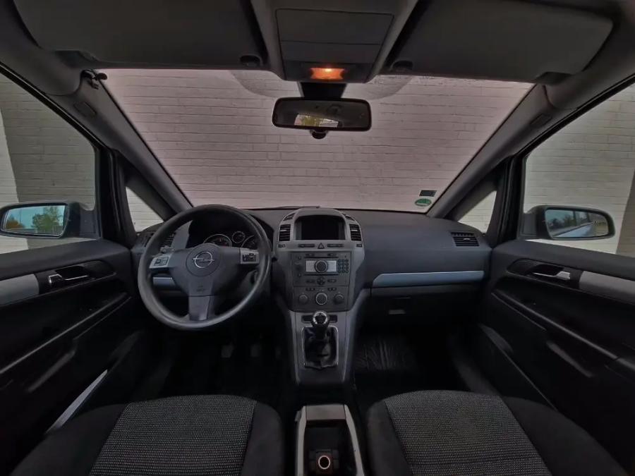 Opel Zafira 2005 Rīga, ar dzinēja tilpumu 1.90 L un nobraukumu 303 tūkst. km par 1190 €, foto 18 vietnē AUTOMOTO.COM.LV