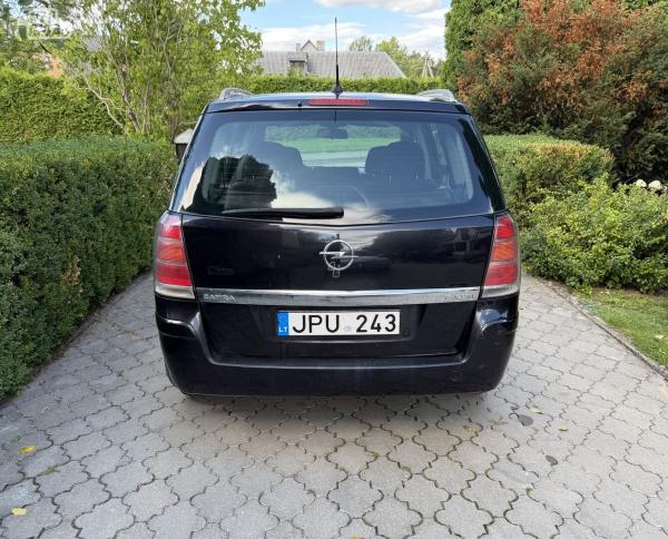 Opel Zafira 2005 in Kelme, with an engine capacity of 1.90 L and mileage of 347 thousand km for 1500 €, photo 5 on AUTOMOTO.COM.LV