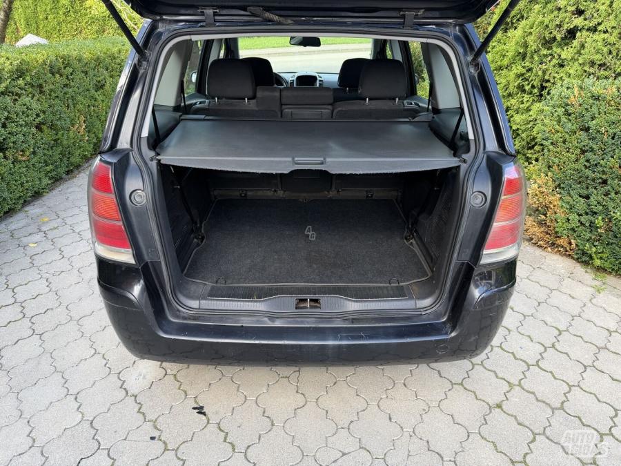 Opel Zafira 2005 in Kelme, with an engine capacity of 1.90 L and mileage of 347 thousand km for 1500 €, photo 7 on AUTOMOTO.COM.LV