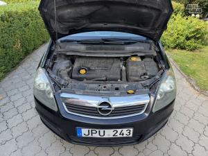 Opel Zafira 2005 in Kelme, with an engine capacity of 1.90 L and mileage of 347 thousand km for 1500 €, photo 9 on AUTOMOTO.COM.LV