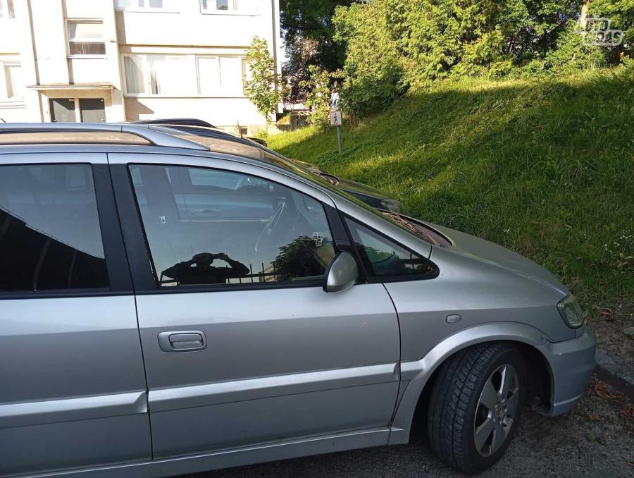 Opel Zafira 2005 Viļņa, ar dzinēja tilpumu 2.20 L un nobraukumu 287 tūkst. km par 700 €, foto 6 vietnē AUTOMOTO.COM.LV