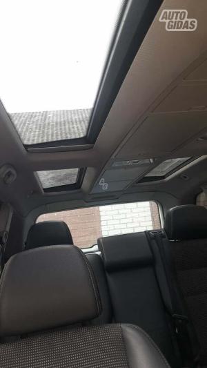 Opel Zafira 2005 in Prienai, with an engine capacity of 1.90 L and mileage of 403 thousand km for 1300 €, photo 11 on AUTOMOTO.COM.LV