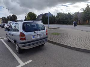 Opel Zafira 2005 Mažeikiai, ar dzinēja tilpumu 2.00 L un nobraukumu 357 tūkst. km par 520 €, foto 5 vietnē AUTOMOTO.COM.LV