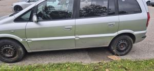 Opel Zafira 2005 in Klaipeda, with an engine capacity of 2.20 L and mileage of 333 thousand km for 600 €, photo 5 on AUTOMOTO.COM.LV
