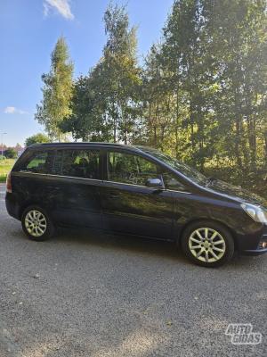 Opel Zafira 2005 Šilutė, ar dzinēja tilpumu 1.90 L un nobraukumu 278 tūkst. km par 1650 €, foto 4 vietnē AUTOMOTO.COM.LV