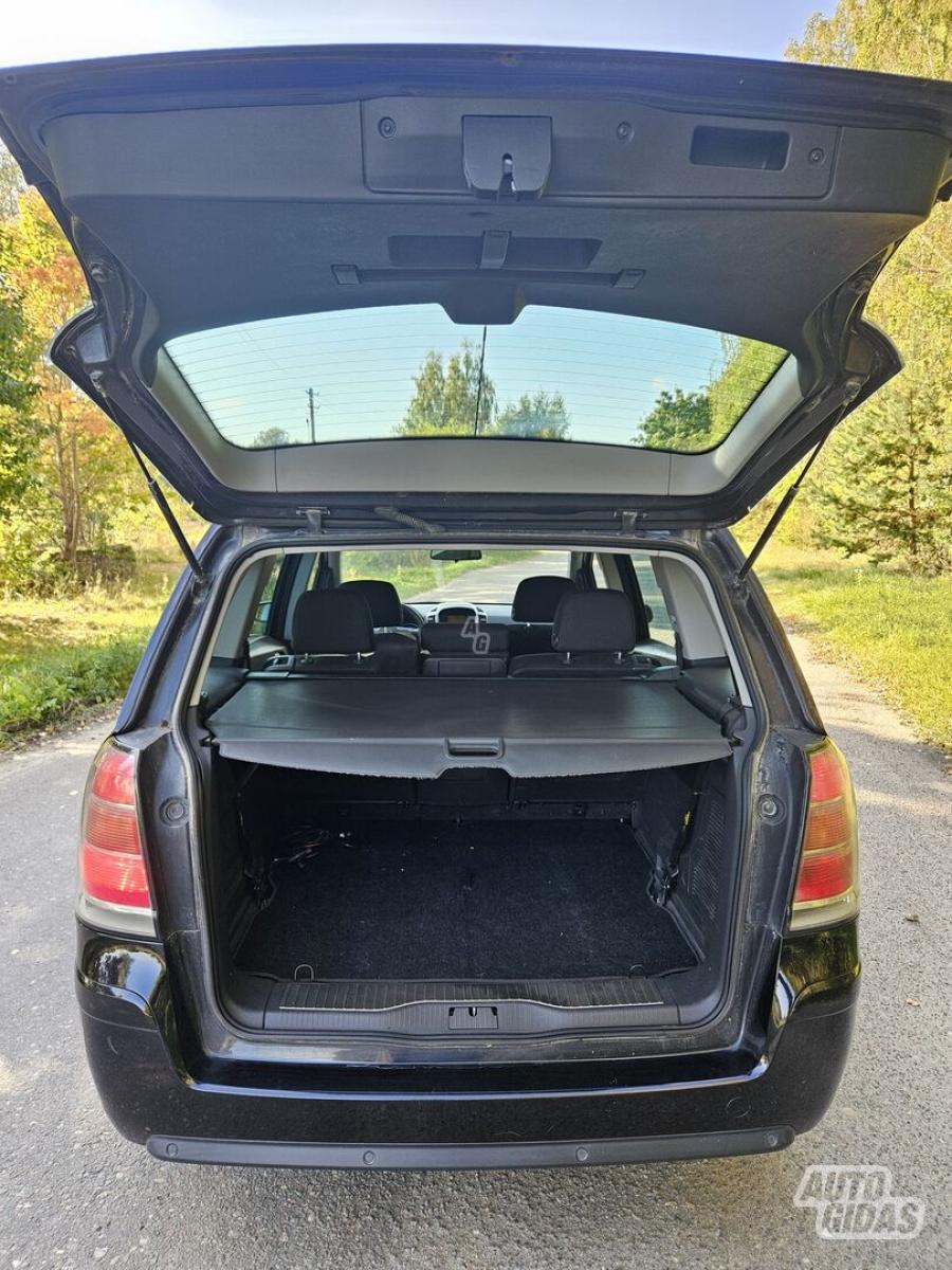 Opel Zafira 2005 Šilutė, ar dzinēja tilpumu 1.90 L un nobraukumu 278 tūkst. km par 1650 €, foto 7 vietnē AUTOMOTO.COM.LV