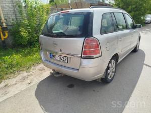 Opel Zafira 2006 Jelgava, ar dzinēja tilpumu 1.90 L un nobraukumu 353 tūkst. km par 920 €, foto 4 vietnē AUTOMOTO.COM.LV