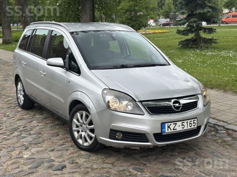 Opel Zafira 2006 Jelgava, ar dzinēja tilpumu 1.90 L un nobraukumu 370 tūkst. km par 3599 €, foto 3 vietnē AUTOMOTO.COM.LV