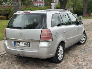 Opel Zafira 2006 Jelgava, ar dzinēja tilpumu 1.90 L un nobraukumu 370 tūkst. km par 3599 €, foto 4 vietnē AUTOMOTO.COM.LV