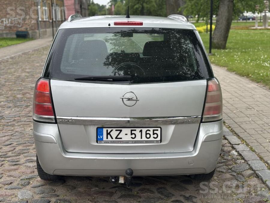 Opel Zafira 2006 Jelgava, ar dzinēja tilpumu 1.90 L un nobraukumu 370 tūkst. km par 3599 €, foto 6 vietnē AUTOMOTO.COM.LV